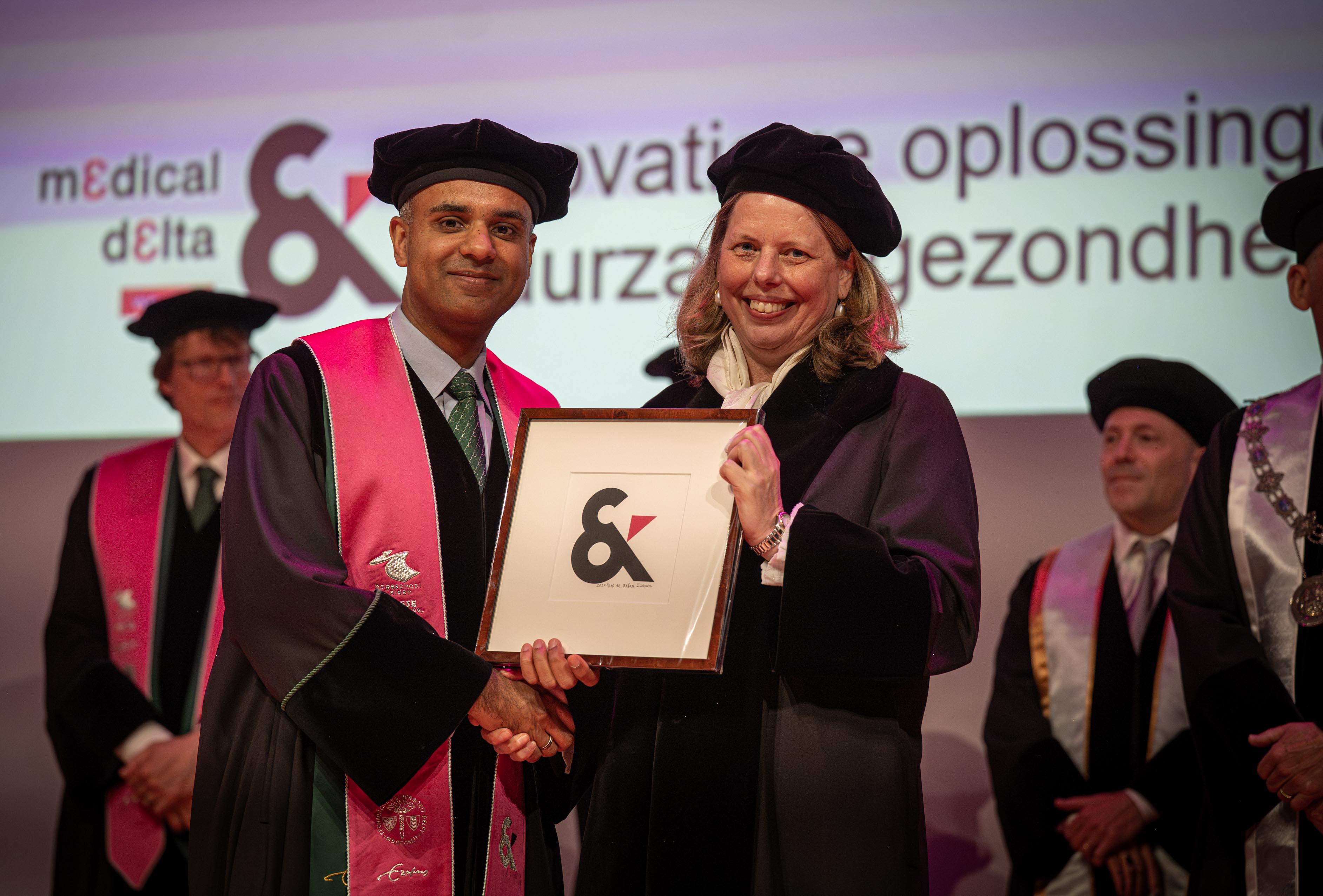 Portrait and video Arfan Ikram: “Choices are regularly made at the ...